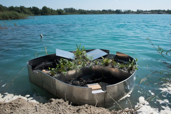 Floating islands in Ócsa - a design project creating natural habitats ...